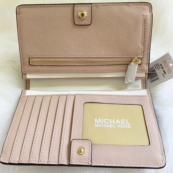 Michael Kors | Bags | Michael Kors Jet Set Travel Slim Bifold Wallet ...
